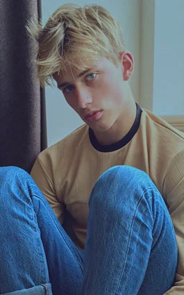 Grayson Ollivander (Windsor) | Stories By Jayson Wiki | Fandom