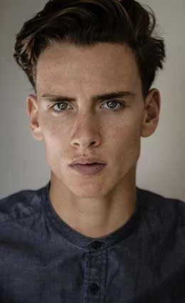 Bruce Wayne (Brotherly) | Stories By Jayson Wiki | Fandom