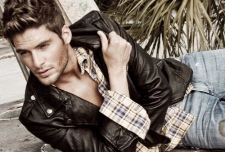 Jared Michael Henries | Stories Wiki | Fandom