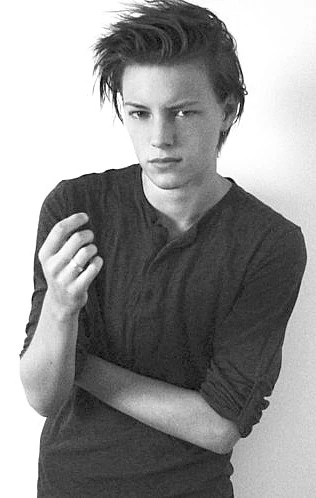 Dylan Hopper | Storybrooke High Wikia | Fandom