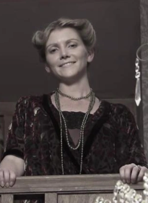 Sarah Brooks | Don't Be Afraid Wiki | Fandom