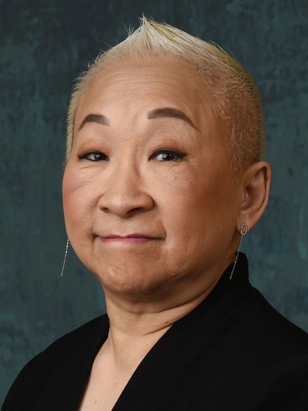 Lori Tan Chinn | Strange Planet Wiki | Fandom