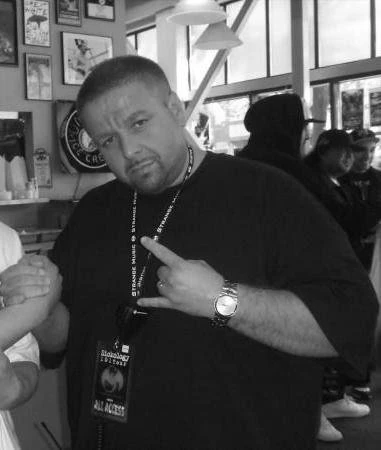 Travis O'Guin | Strange Music Wiki | Fandom