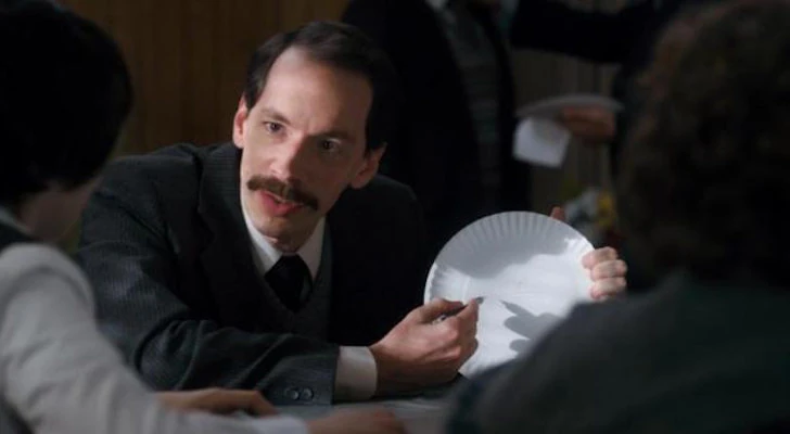 Capítulo cinco: La pulga y el acróbata | Stranger Things Wiki | Fandom