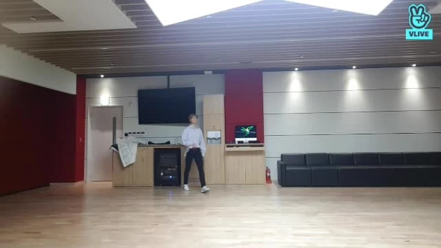 Hyunjin's Practice Room | Stray Kids Wiki | Fandom