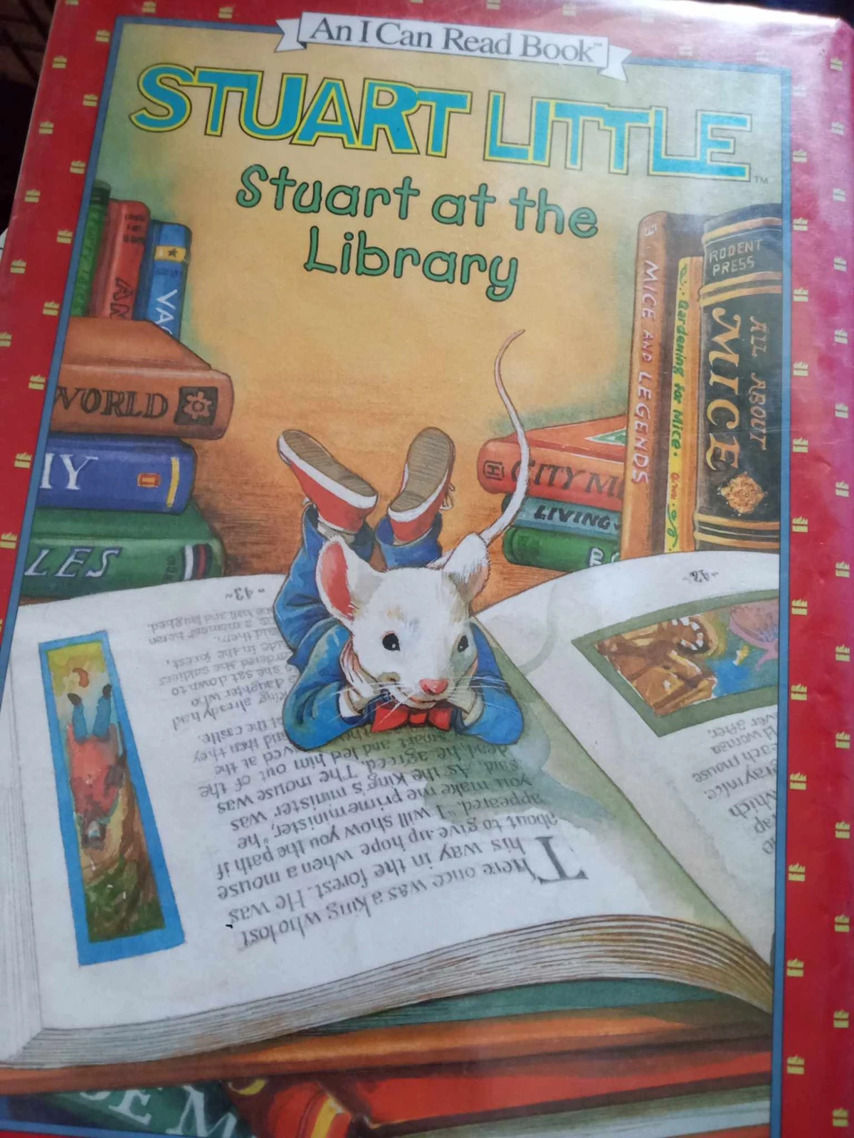 Stuart at the Library | Stuart Little Wiki | Fandom