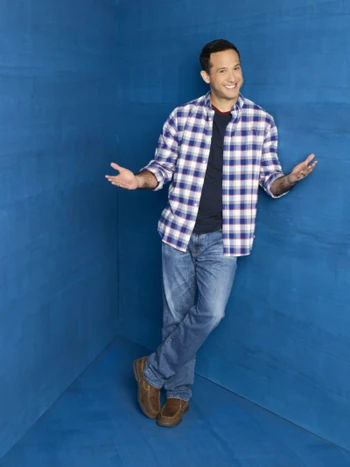 Tom Diaz | Stuck in the Middle Wikia | Fandom