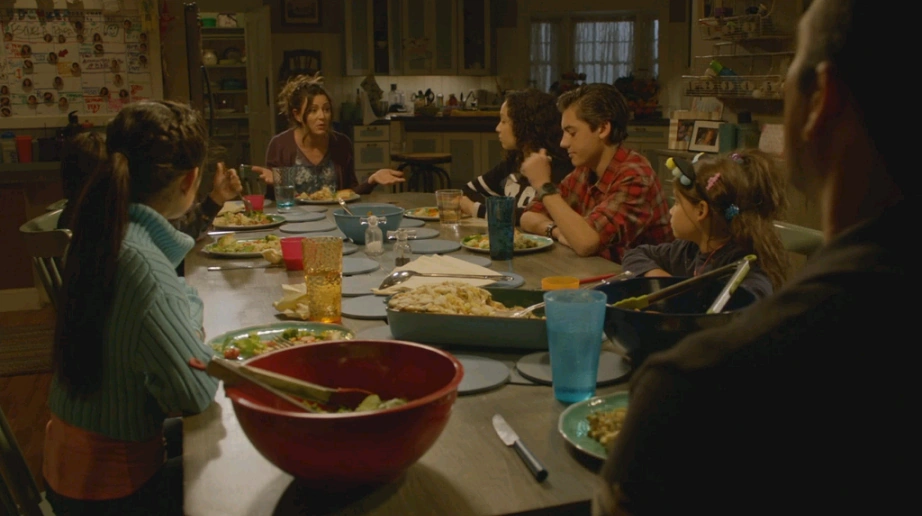 Stuck with a Diaz Down | Stuck in the Middle Wikia | Fandom