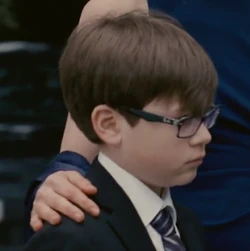 Iverson Roy | Succession Wiki | Fandom