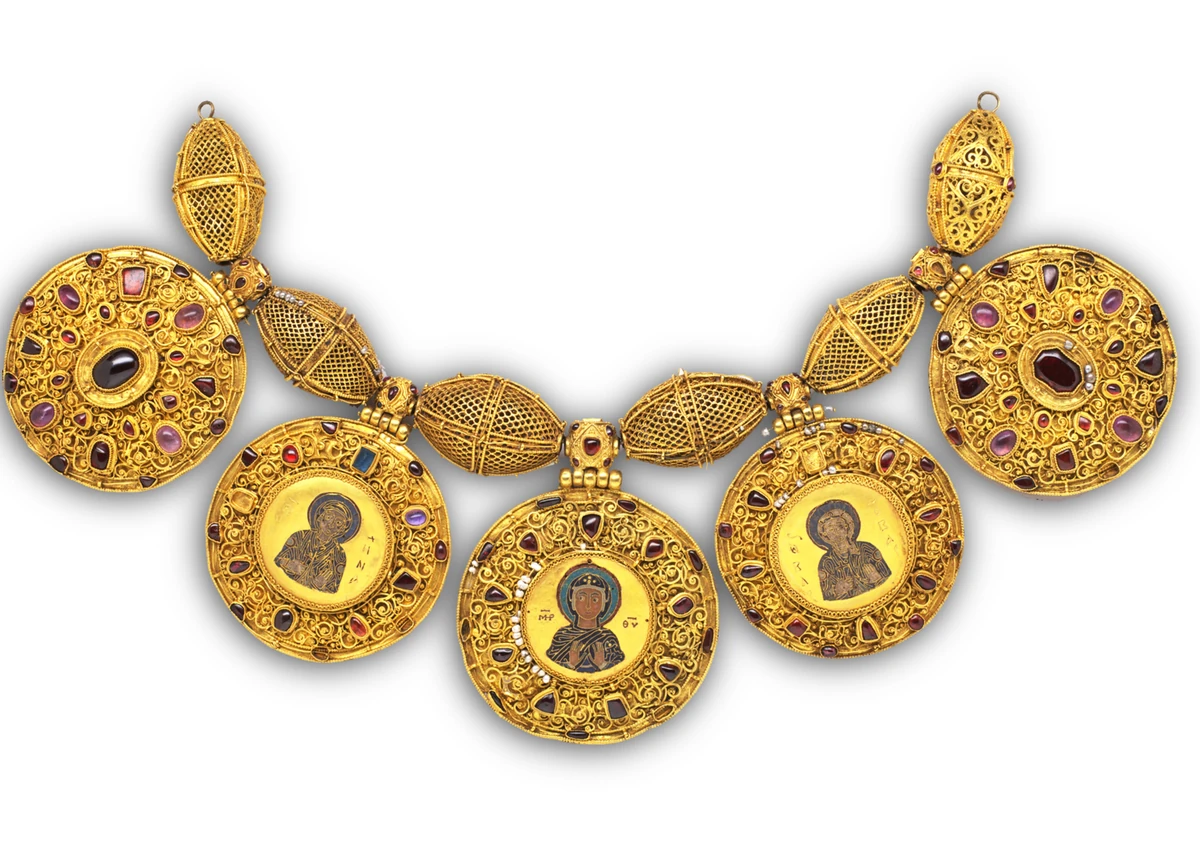Immunity Necklace | Suitman's Survivor Second Generation Wiki | Fandom