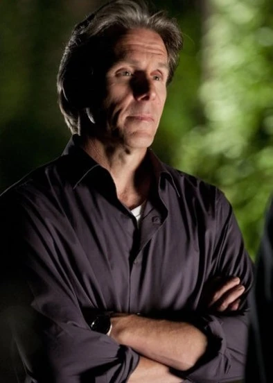 Cameron Dennis | Suits Wiki | Fandom