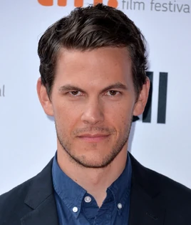 Tom Lipinski | Suits Wiki | Fandom