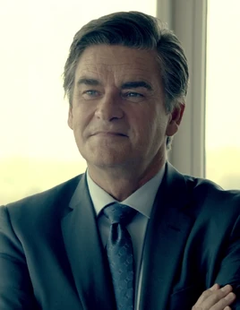 Avery McKernon | Suits Wiki | Fandom