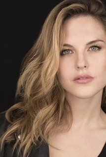 Chloe Brooks | Suits Wiki | Fandom