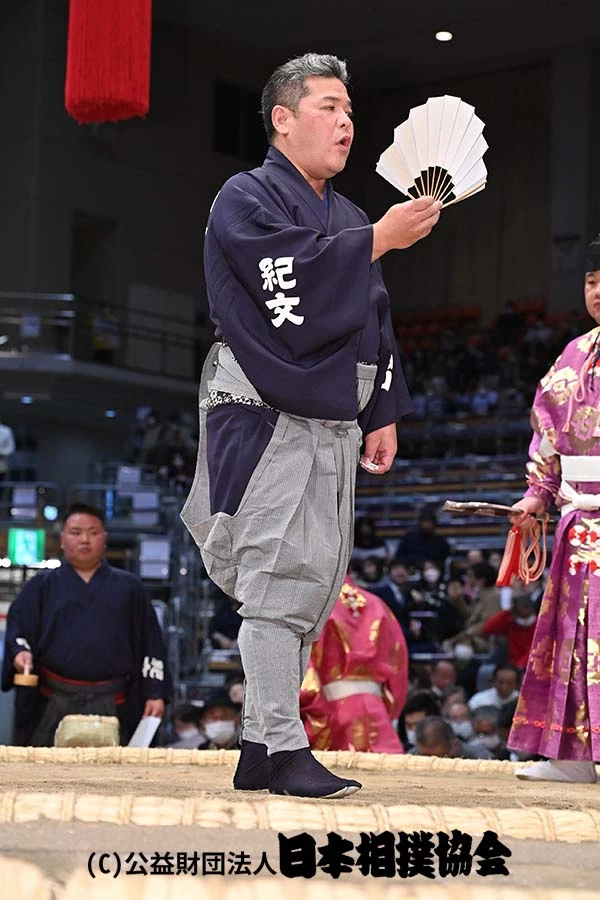 Kotozo (yobidashi) | Sumowrestling Wiki | Fandom