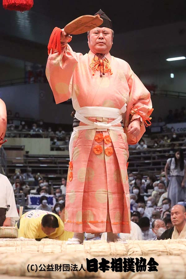 Category:1976 Debuts (Gyoji) | Sumowrestling Wiki | Fandom