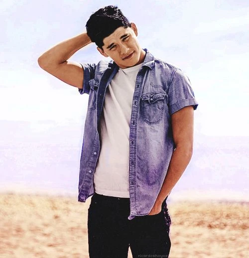 Ethan Stone | Sunners Wiki | Fandom