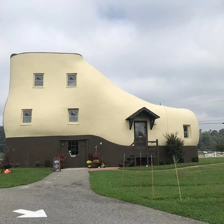 Shoe House | Super Counters Wiki | Fandom
