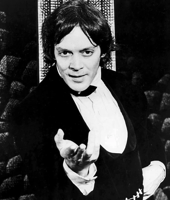 Raul Julia | SuperEpicFailpedia Wiki | Fandom