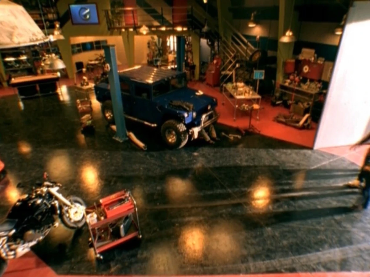 Garage (Power Rangers RPM) | Superhero Wiki | Fandom