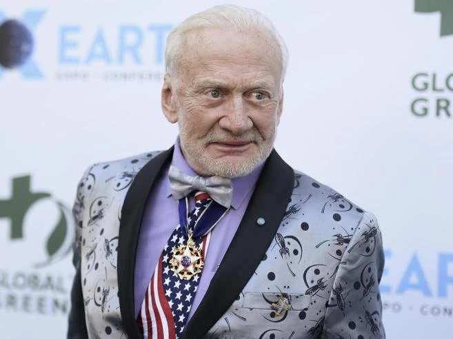 Buzz Aldrin | Superlongevity Wiki | Fandom