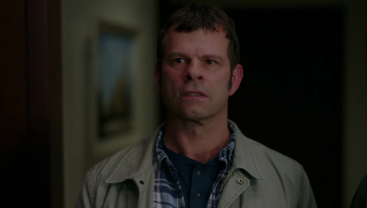 Рой (охотник) | Сверхъестественное Wiki | Fandom