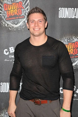 Mike "The Miz" Mizanin | Wiki Supernatural Brasil | Fandom