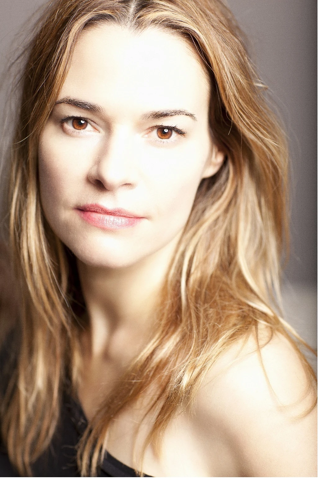 Leisha Hailey | Wiki Supernatural Brasil | Fandom