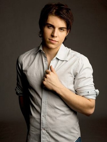Nolan Gerard Funk | Wiki Supernatural Brasil | Fandom Nolan Gerard Funk | Wiki Supernatural Brasil | Fandom