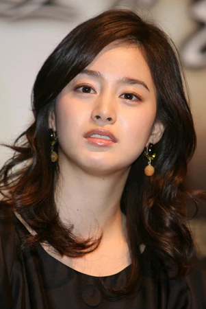 Galeria Kim Tae Hee Rain Shares A Separate Room With Kim Tae Hee