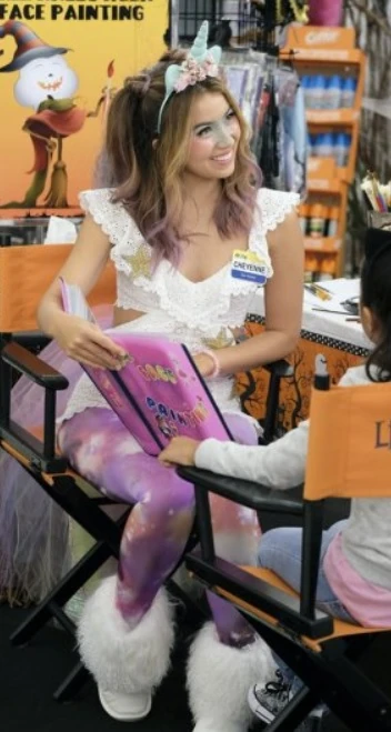 Cheyenne Lee Season Three/Gallery | Superstore Wiki | Fandom