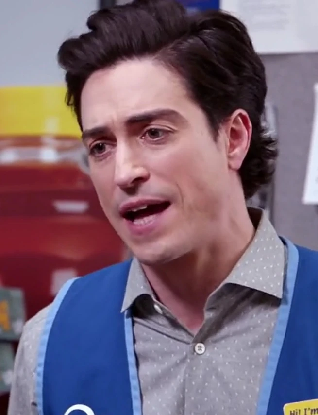 Jonah Simms Season One/Gallery | Superstore Wiki | Fandom