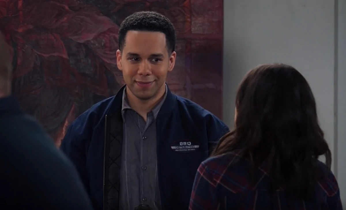 Alex | Superstore Wiki | Fandom