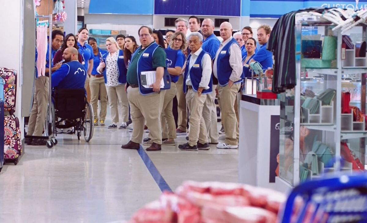 Season 4 minor employees | Superstore Wiki | Fandom