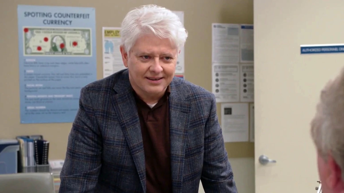 Lowell Anderson | Superstore Wiki | Fandom