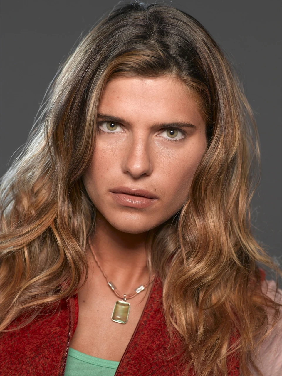 Laura Daughtery | Surface Wiki | Fandom