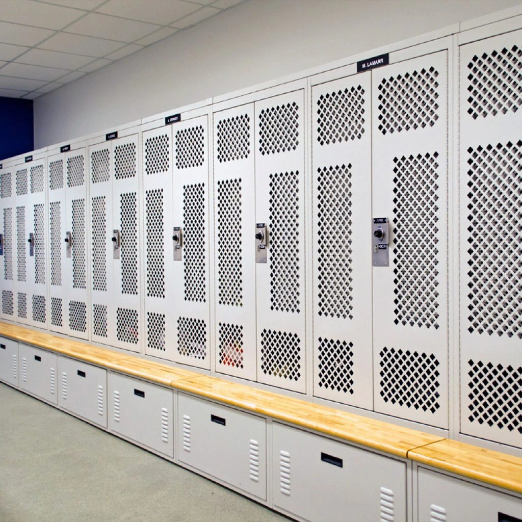 Intern locker room | Surgeons Wiki | Fandom