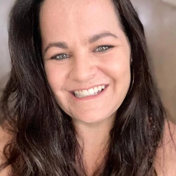 Lora Yates | Survivor Animation Wiki | Fandom