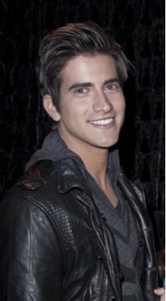 Ryder Daniels | Survivor FanFic Wiki | Fandom