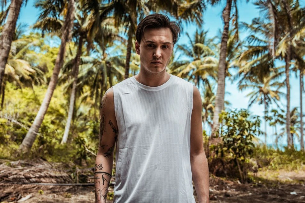 Maxim Froger | Survivor Wiki | Fandom