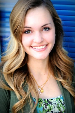 Madison Perry | SurvivortheWarrior0717 Wikia | Fandom