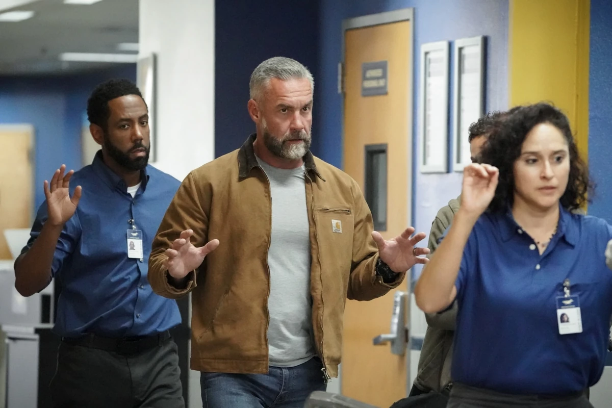 Hostages | S.W.A.T. Wiki | Fandom