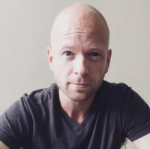 Daniel Stewart | Sweet Tooth Wiki | Fandom