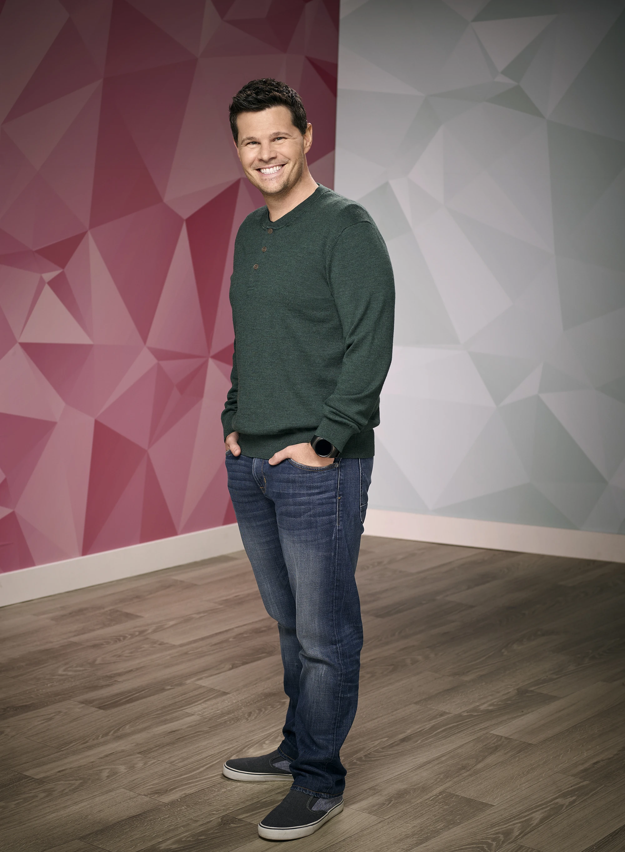 Max Reynolds | Sydney to the Max Wiki | Fandom