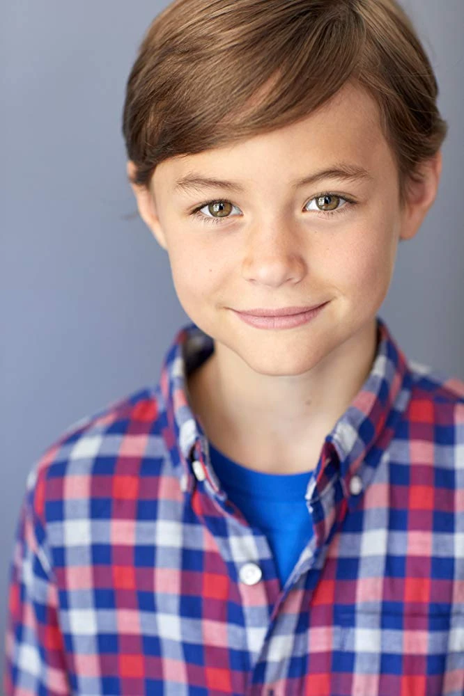 Miles Emmons | Sydney to the Max Wiki | Fandom