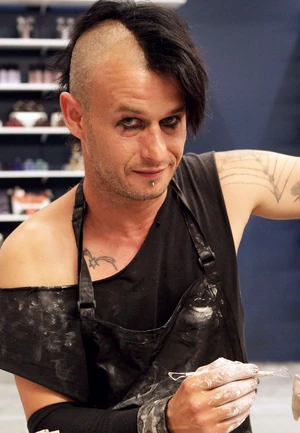 Eric Fox | Syfy's Face Off Wiki | Fandom