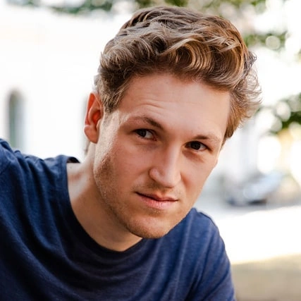 Alex Friedland | Synchronisation Wiki | Fandom