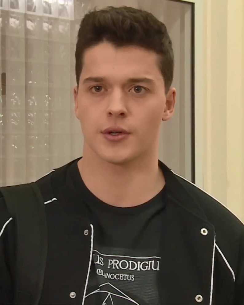 Adrian Kubacki | Szkoła TVN'u Wiki | Fandom