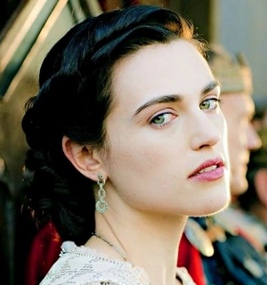 Madelyne Collins | Wiki The Anthill | Fandom
