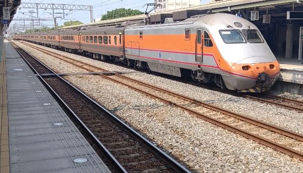 自強號列車 | 台灣火車 Wiki | Fandom